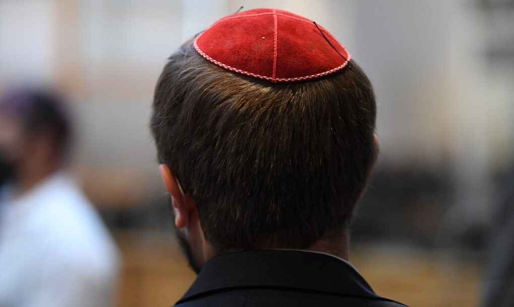 El rabino y sus tres vacas – Humanidad